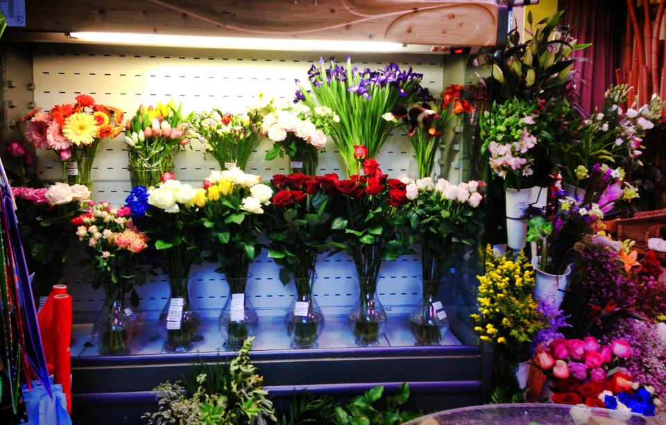 Secretele florăriei Magnolia. „Un bărbat din Cluj a cumpărat un buchet ...