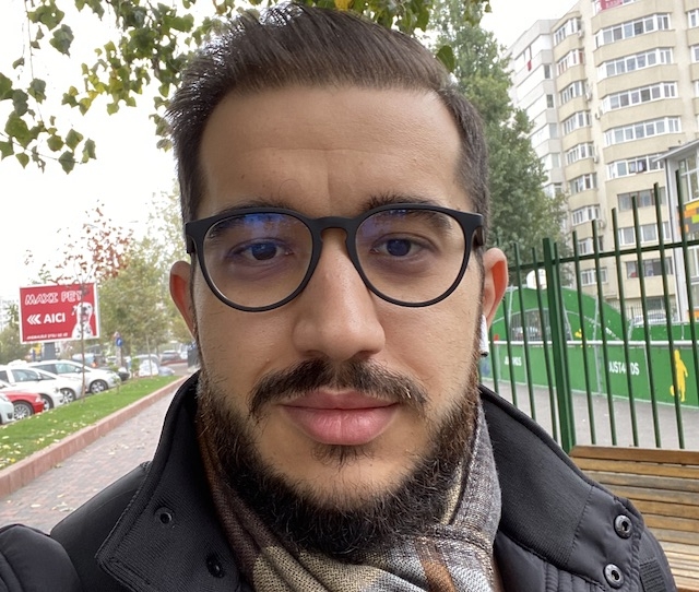 Republica.ro - Andrei Barbu