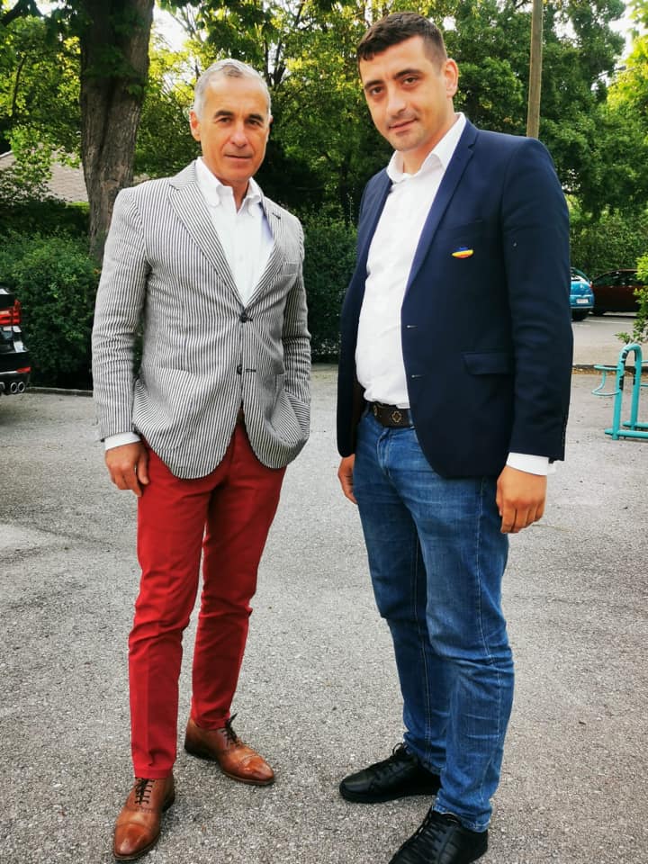 Toți oamenii de AUR: liderul de galerie George Simion, eternul premier ...