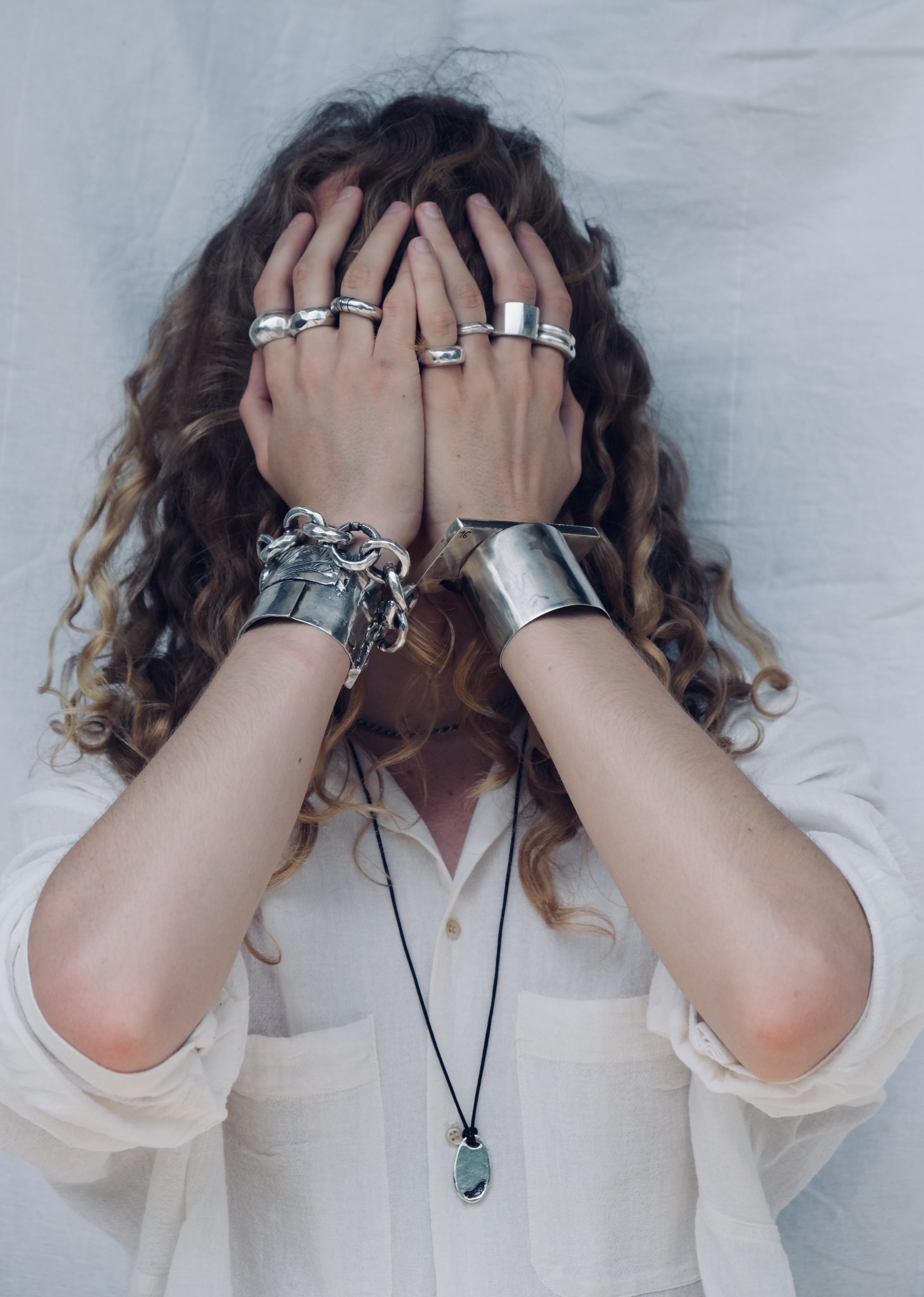 Cine lucrează bijuteriile, tatăl tău? - Cum tata? Eu”. Eric Ardeleanu ...