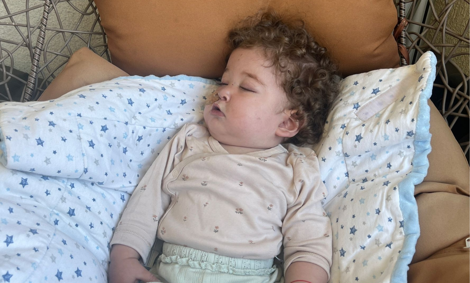 Povestea unei inimi de copil care ar putea să bată o viață întreagă cu ...